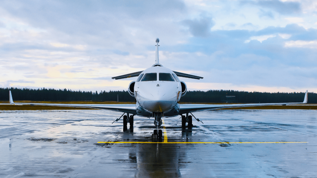 6 Little-Known Private Jet Companies To Take Off With - Wealth Toys