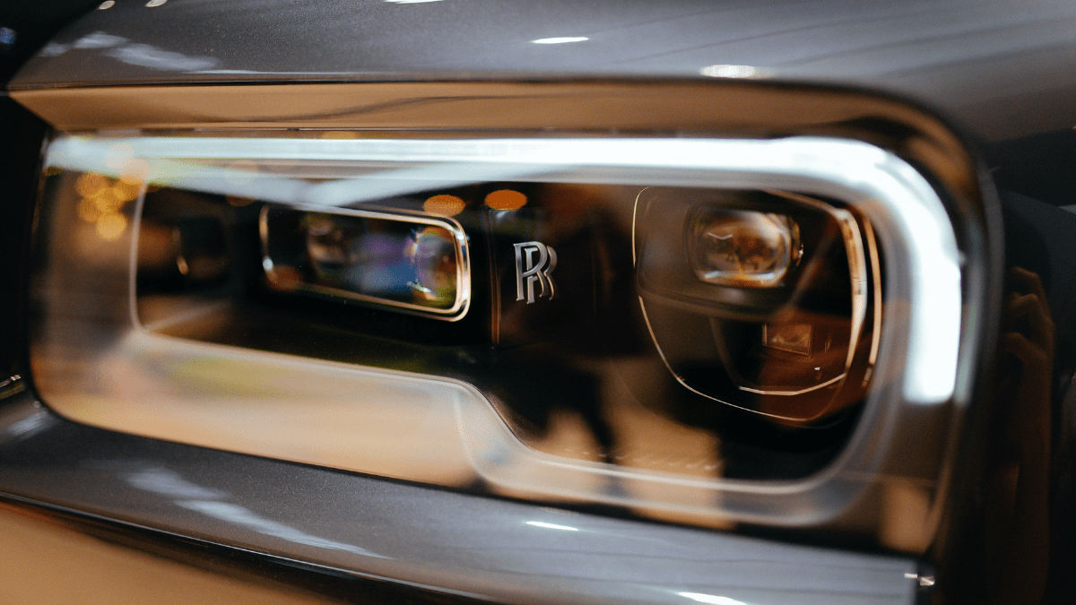 The Rolls Royce Wraith: 7 Formidable Facts! - Wealth Toys